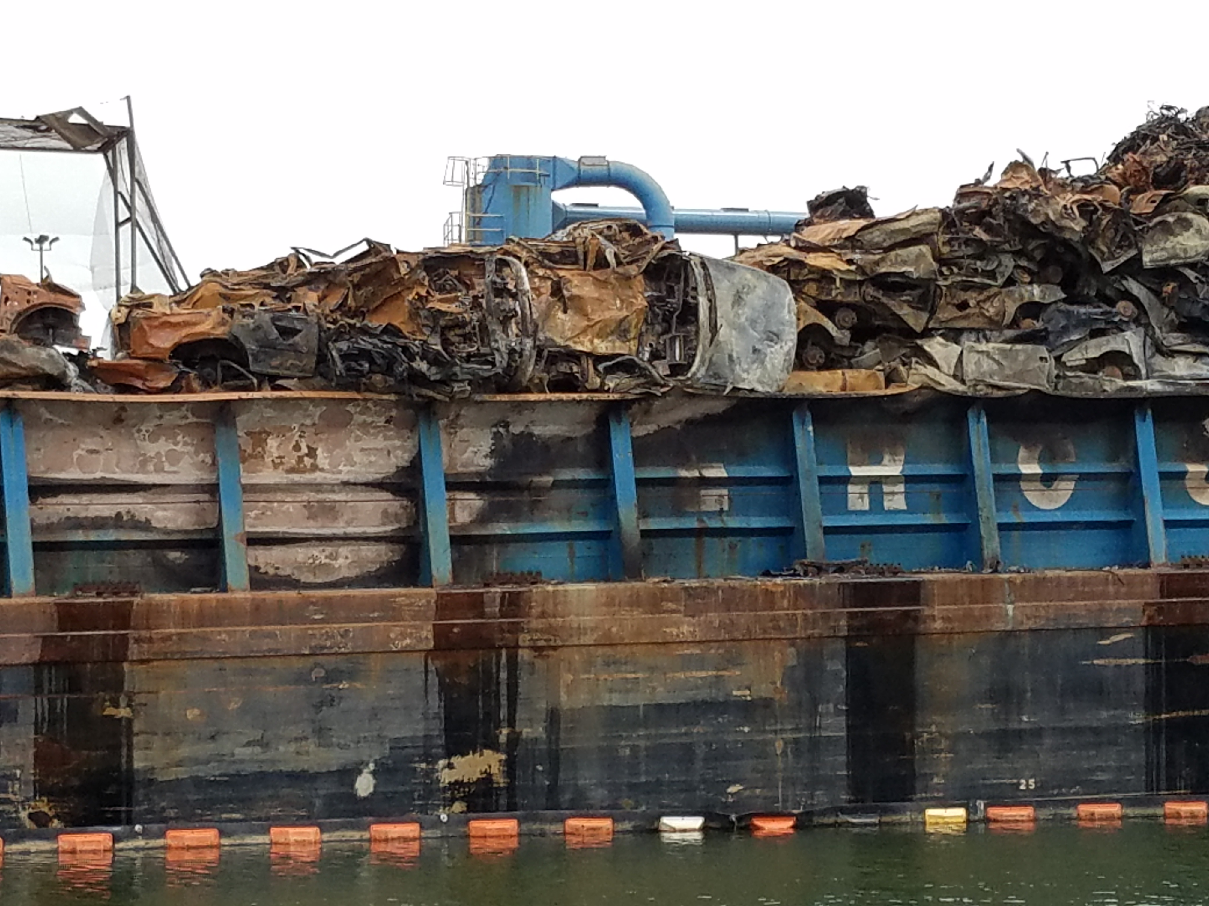 Duwamish barge fire damage estimated at $1 million